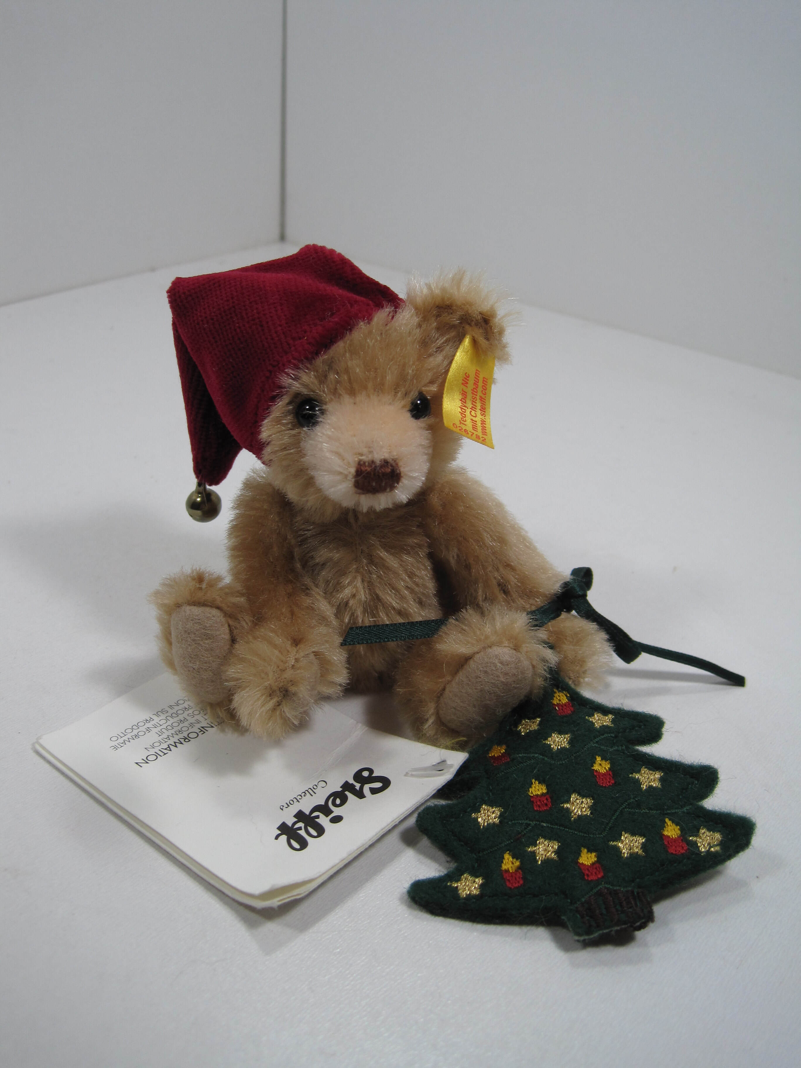 Steiff Teddy Bear Nic With Holiday Hat And Christmas Tree With All IDs ...