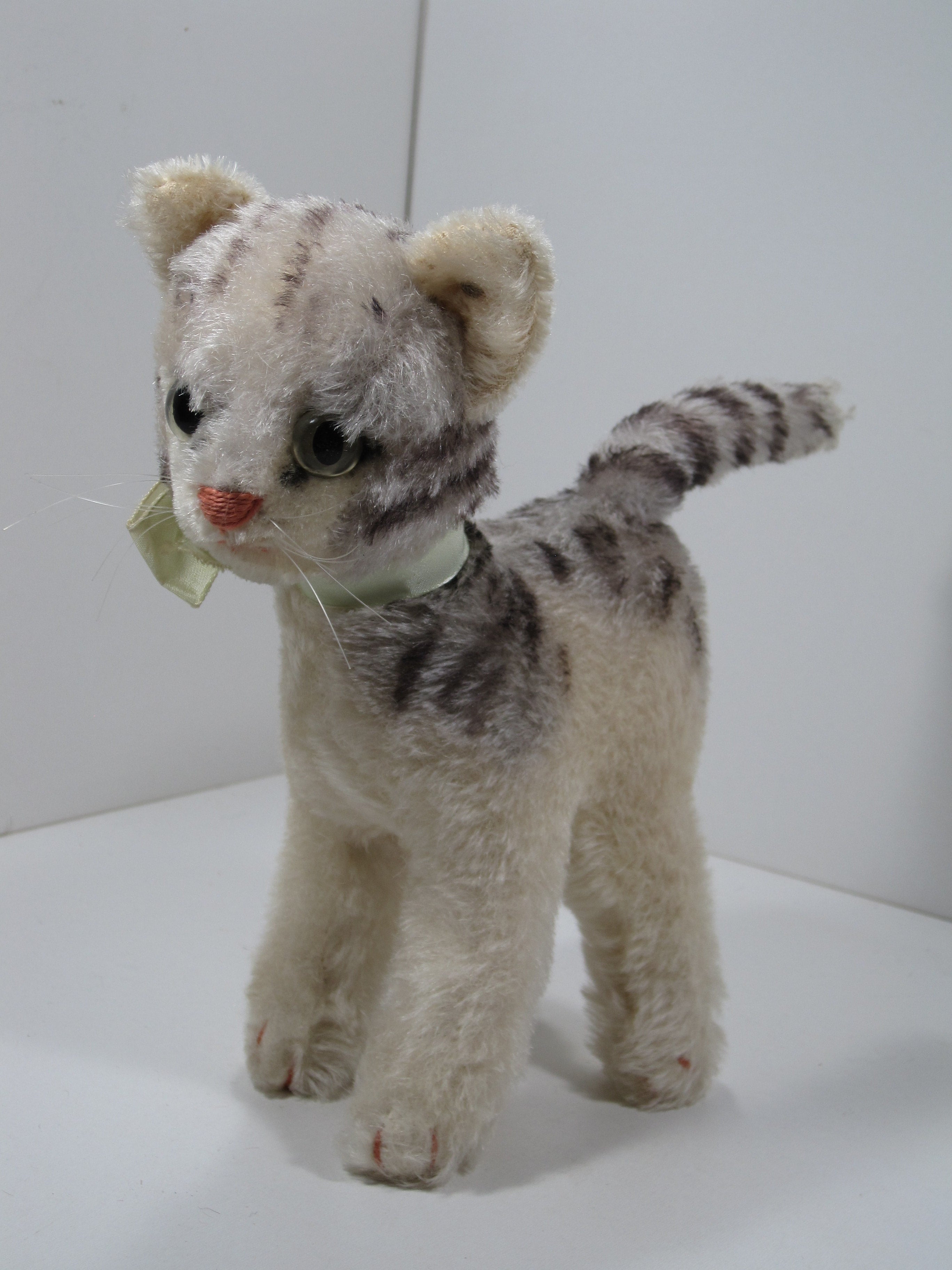Steiff Largest Standing Lizzy Cat With ID | My Site